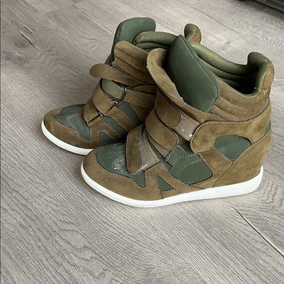 sheik | Shoes | Wedged Tennis Shoes | Poshmark